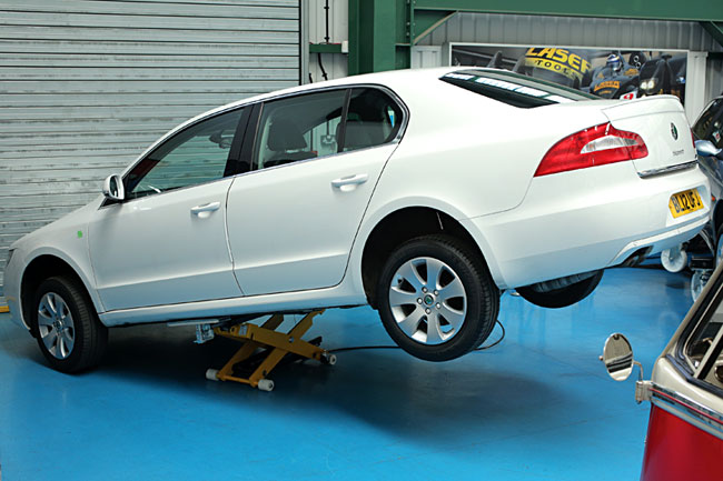 Pivot Lift | Part No. 92453 | Part of the Lifts range from Power-TEC